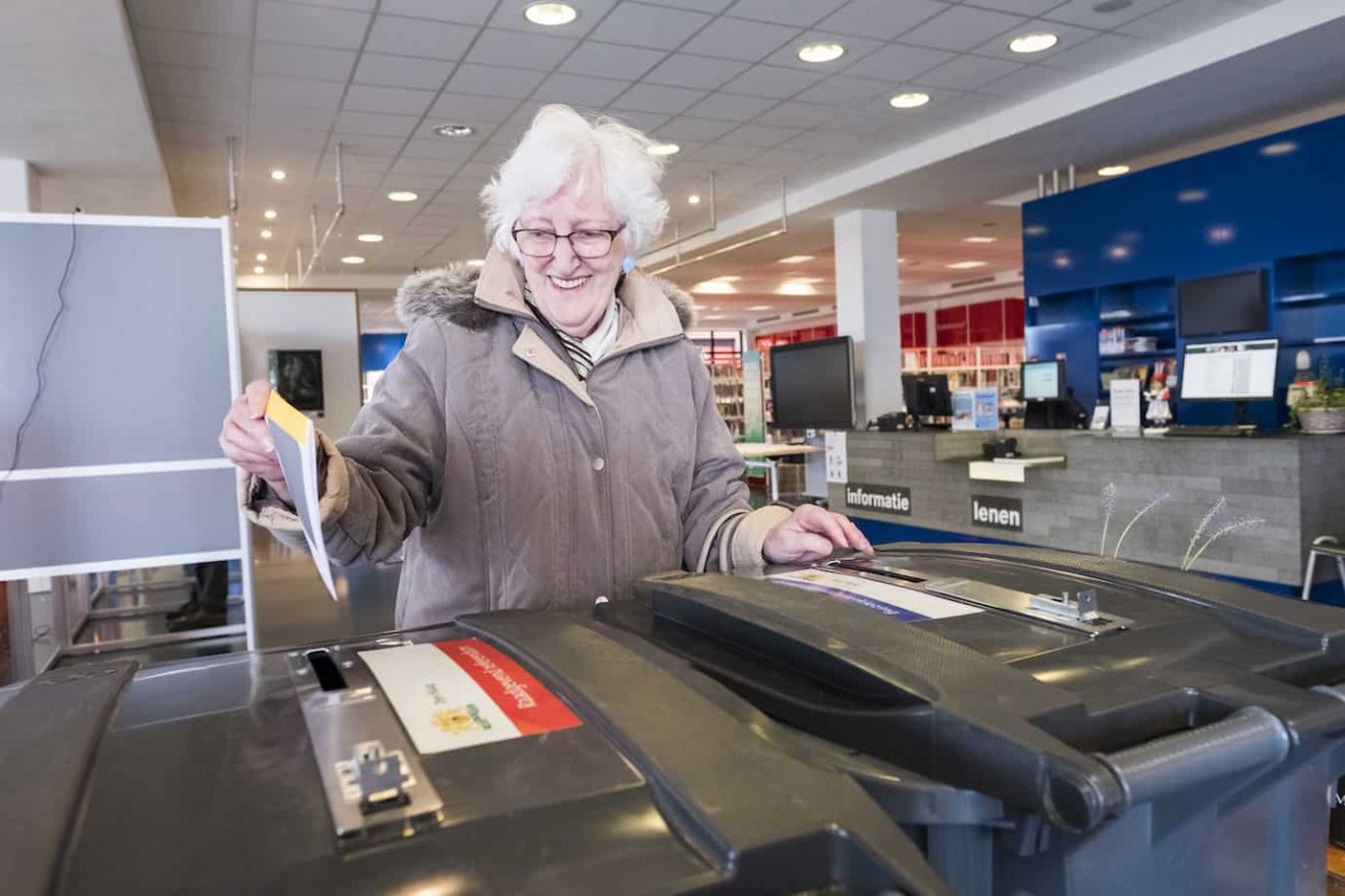 Verkiezingen, kiesrecht en verkiezingsstrijd - ProDemos